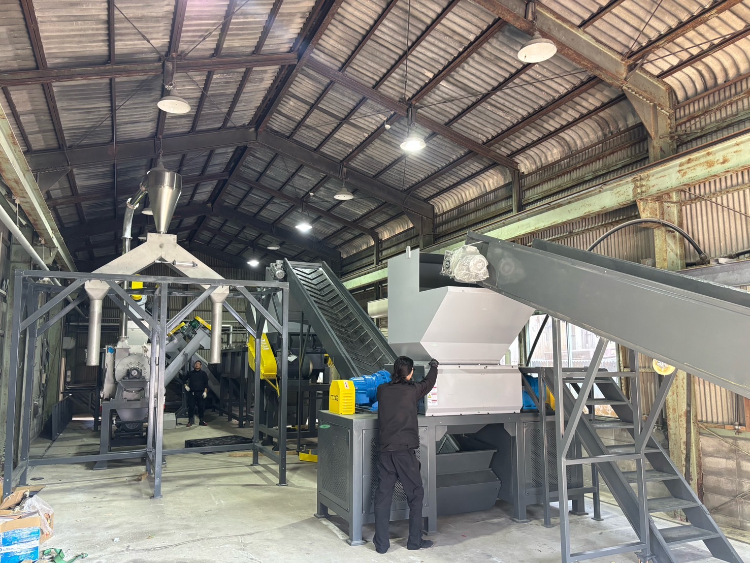 リマーレが導く循環経済「再生素材を当たり前の社会へ」 - 複合プラスチックや漁具から建材やアートを生み出すリマーレの取り組みとは